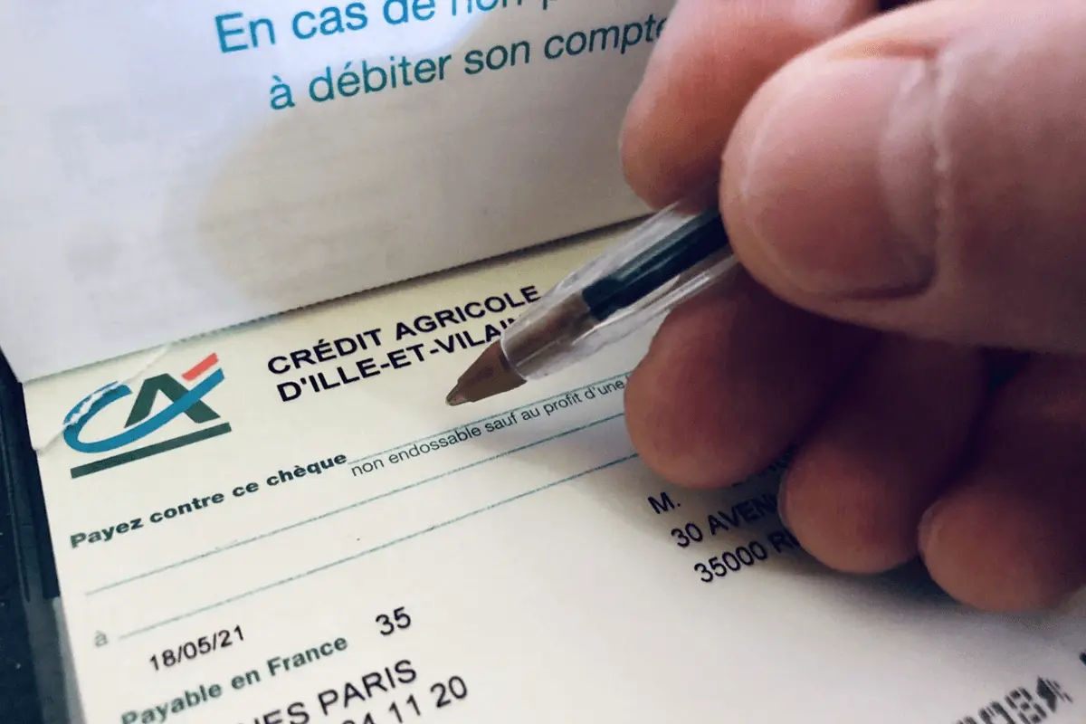 De nouvelles règles pour les paiements par chèque et la protection des IBAN